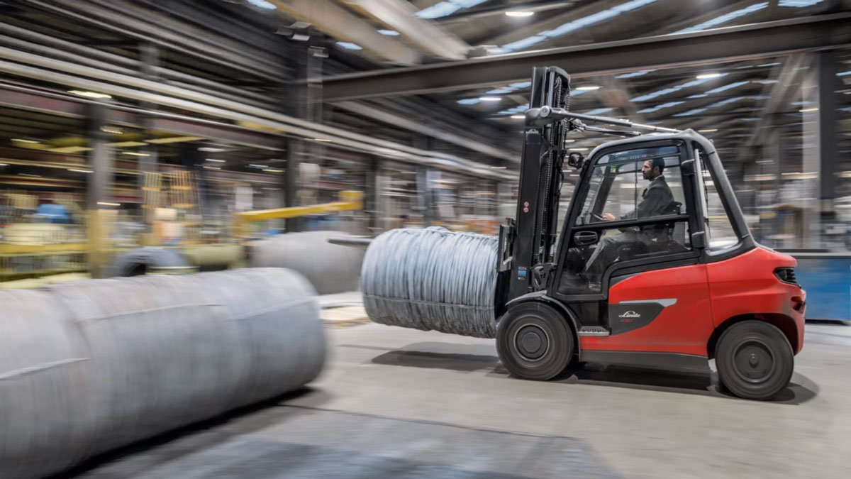 Linde Revolutionizes Forklift Technology with it’s 1252 Series ...